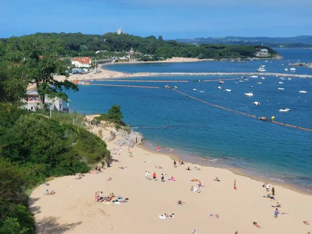 The 5 Best Beaches in Santander (Spain)